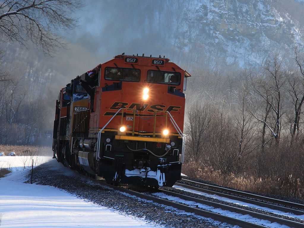 BNSF 8517